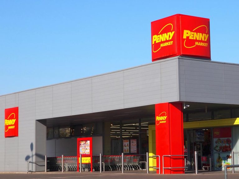 PENNY CENTERS PORTFOLIO - Cushman & Wakefield Echinox